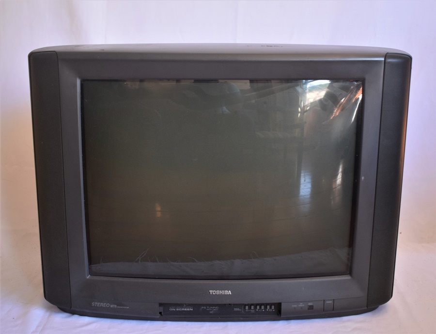 Aparelho de televisão da marca "TOSHIBA" 29 pol