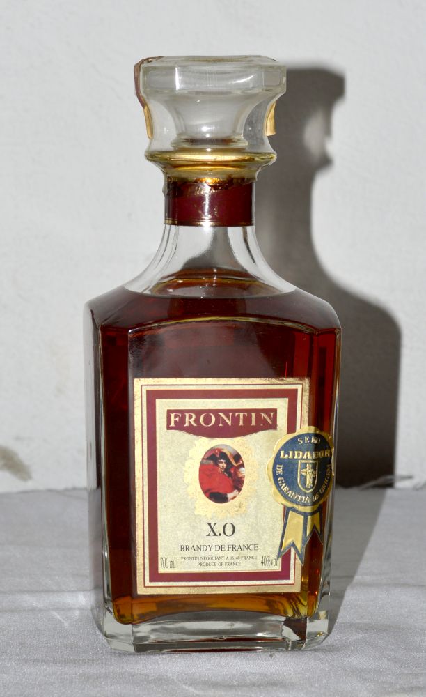 Bebida: Brandy de France XO Frontin 700ml. Lacrado.