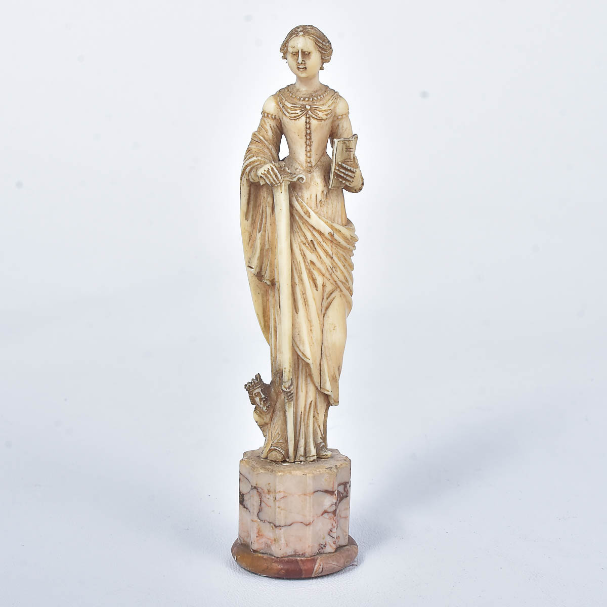 SANTA CATARINA DE ALEXANDRIA de MARFIM EUROPEU. Fino ac