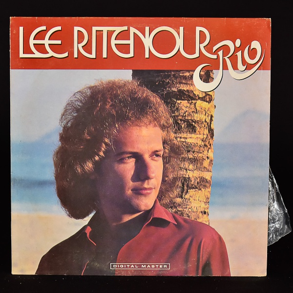 Disco "Lee Ritenour - Rio". Disco em bom estado