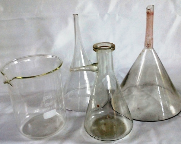 LABORATÓRIO - CONJUNTO COM 4 PEÇAS - BÉQUER DE 1000 ML
