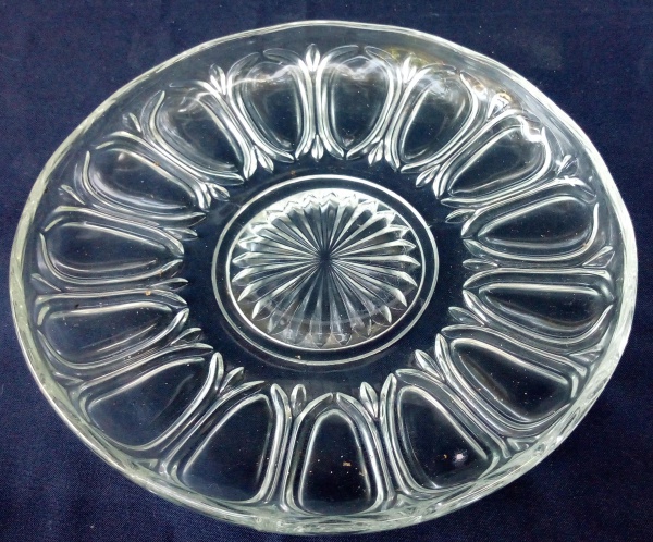 PRATO - CONFECCIONADO EM PASTA DE VIDRO MOLDADA TRANSL