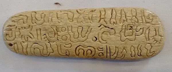 ILHA DE PASCOA - RAPA NUÍ - RONGO RONGO - CONFECCIONA