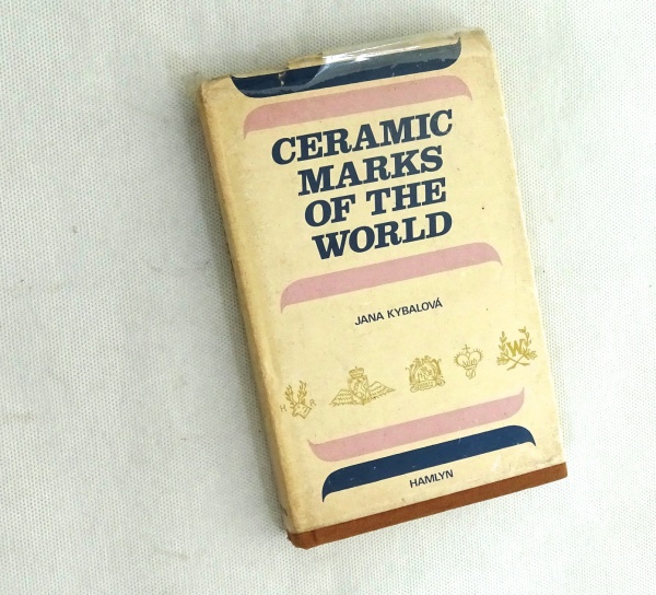 Colecionismo - Livro " Ceramic Marks of the World&#