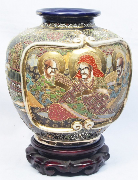 SATZUMA IMPERIAL - Excepcional e grande vaso japonês