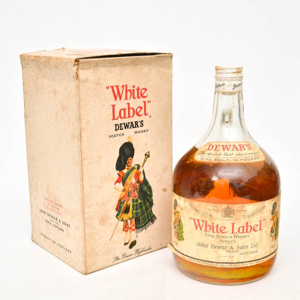 JAZZ VODKA - Garrafa com vodca, 750 ml. Marca STAROGARD