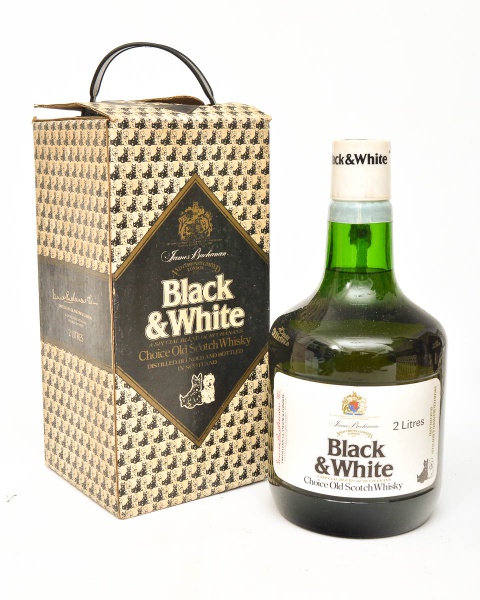 JAZZ VODKA - Garrafa com vodca, 750 ml. Marca STAROGARD