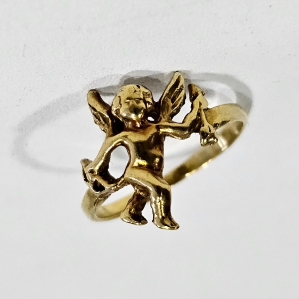 Anel em ouro 750 contrastado representando anjo, #12 e