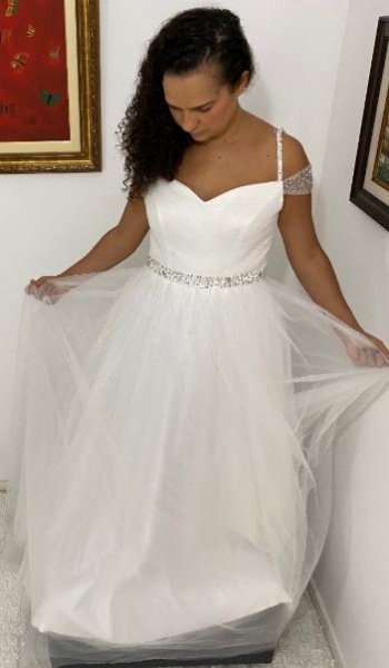 VESTIDO 03 -VESTIDO DE NOIVA EM TULE LISO - BUSTO DRAPE